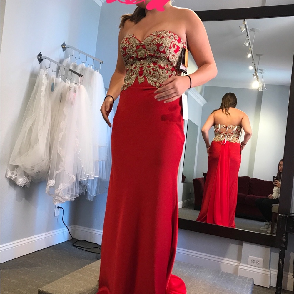 Gorgeous Red Prom Dress - Gem
